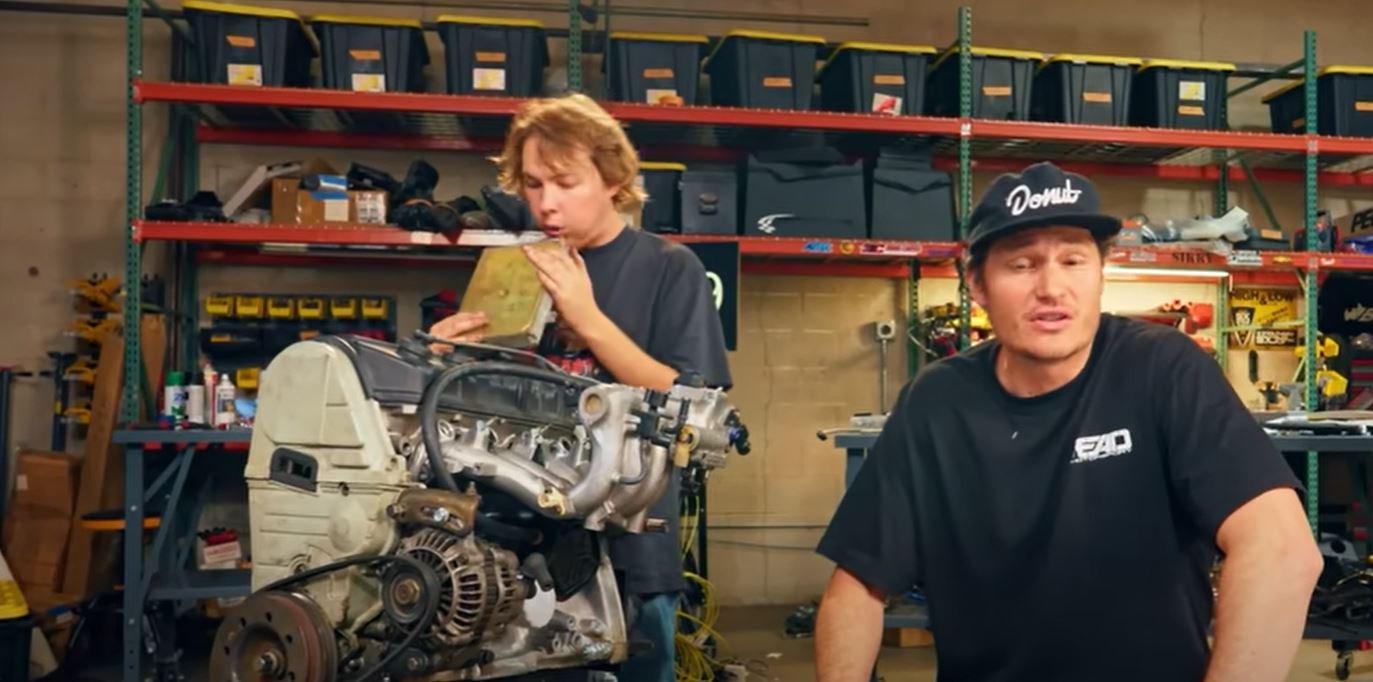 A Vehicle Technician? A Complete Guide to the Role, Skills